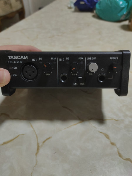 Продаётся звуковая карта SAR TASCAM US 1x2,