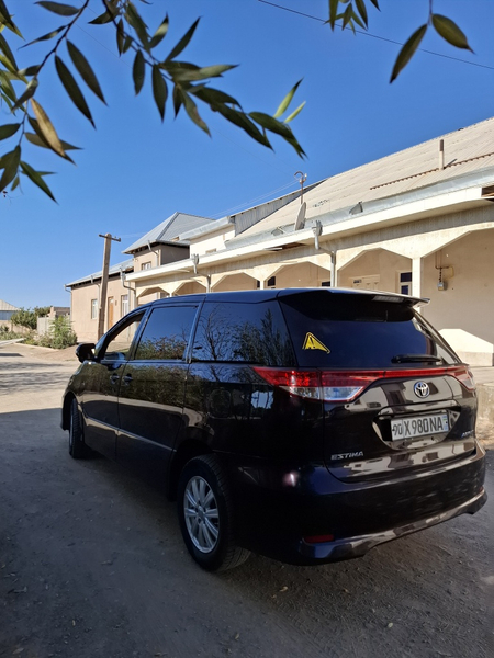 Toyota estima xolati zo\\\'r