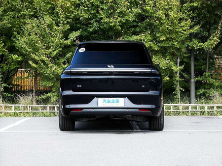 Lixiang L8 (2024)