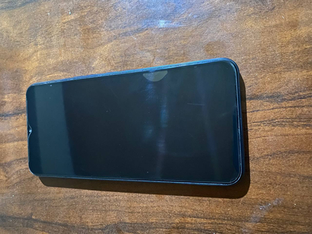 Tecno Spark8 sotiladi