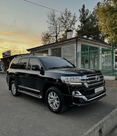 Land Cruiser 2019 4 litrli