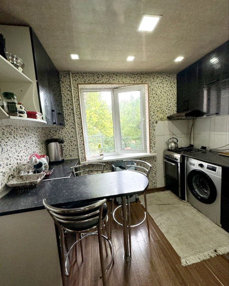 Мирзо Улугбекский р-он Феруза 2. 2/3/5  50м².