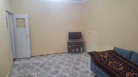 Tez sotiladi 2 honalik honadon 77 seriya gishtlik uy 4 qavat SR
