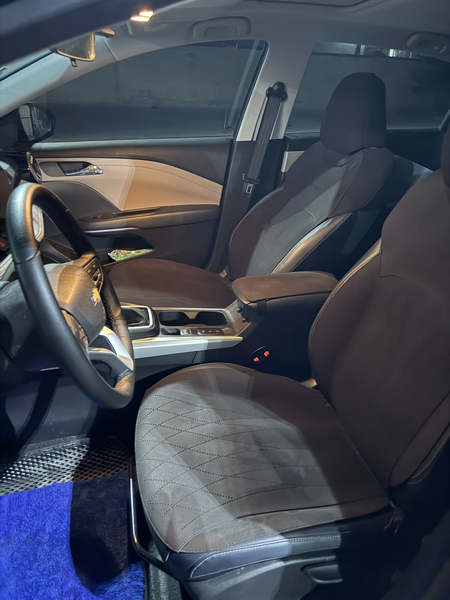Продам свою автомобиль Монза 1.5 атмосферний черного цвета