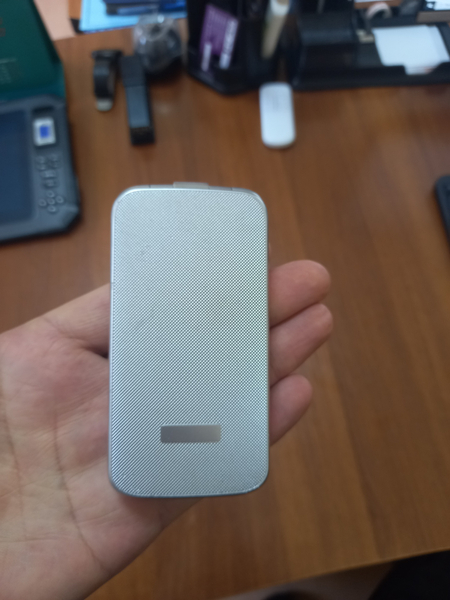 DARAGO telefon sotiladi kafolati bilan