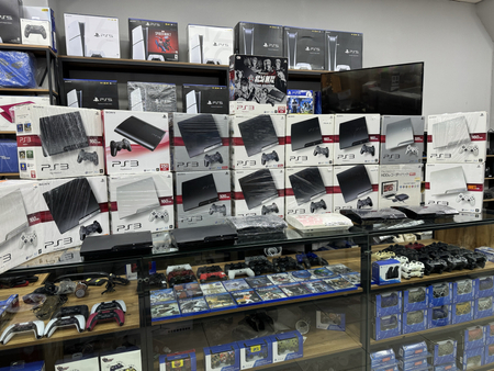 Ps 3 Slim  Yaponiya deyarli yengi Bunaqa aprat juda kam 2 jostik