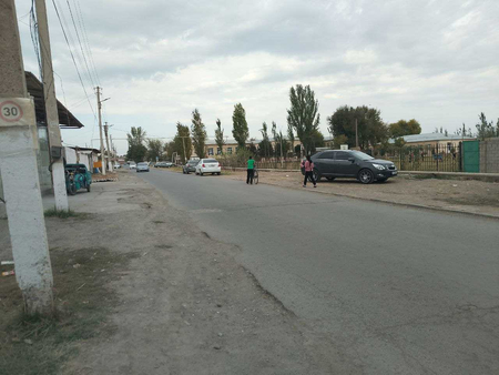 Уй сотилади Зангиота Богзор махаллада 3 сотих