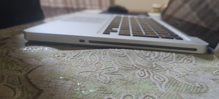 MacBook Pro (2011) SSD 256Gb, DDR3 8Gb SOTILADI! ПРОДАЕТСЯ!