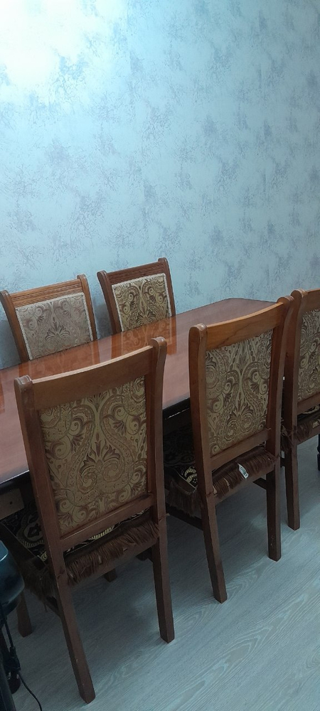 Стол стул сотилади