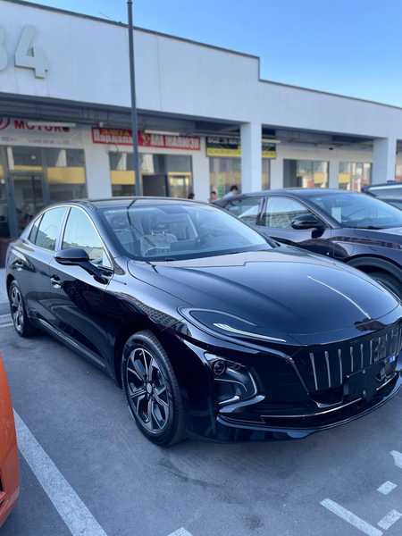 HONGQI E-QM 5 2024