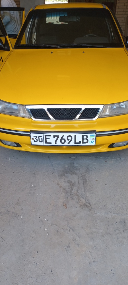 Neksiya sotiladi surochno