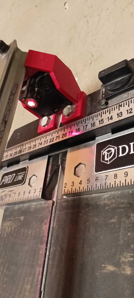 Плиткорез ручной с лазером DIAM 1200 Lazer