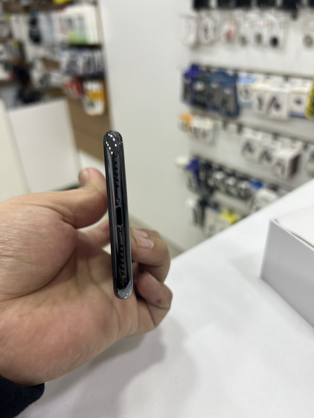 Iphone X hama joyi butun aybi yoq 64GB