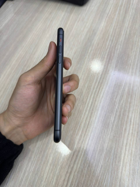 Iphone 11 64 LL/A