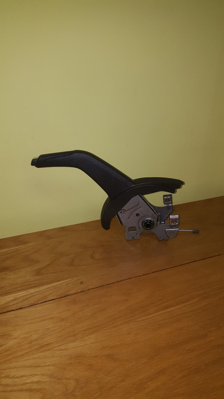 Ruchnoy tormoz richag Tracker