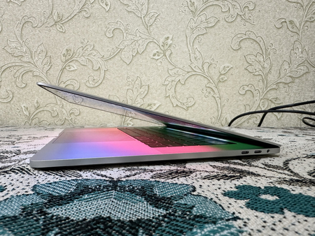 Ноутбук Apple Macbook Pro 2018 2k экран 15 inch Intel Core I7