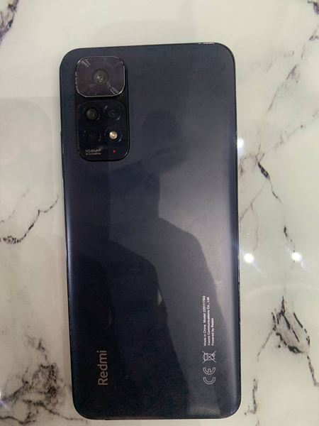 Redmi note 11s ekran alishgan ekran shisha singan karobka dakument bor