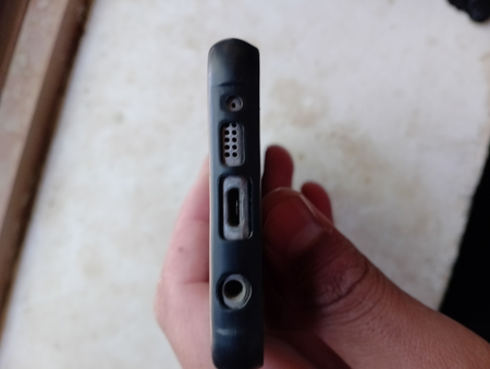 Samsung A3 16/2 gb xotira
