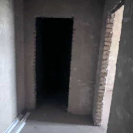 Samarkanskiy Taksimatorniy ichida yangi qurilgan 3 qavatli kirpichniy