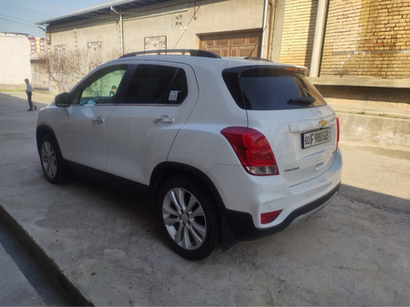 Tracker 1 Premier