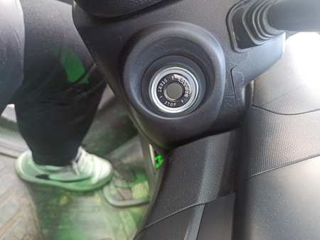 Tuning Spark mishinasi sotiladi O\\\'zbekistondagi yagona spark.
