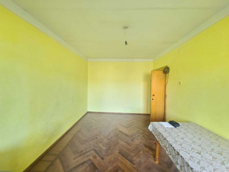 Эълон№3971  3 xoнали ғиштли квартира.