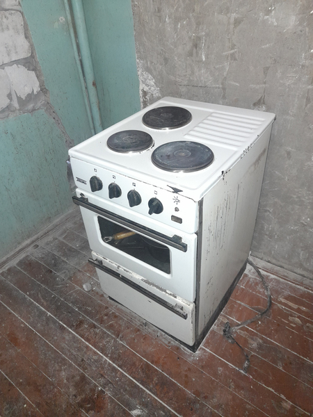 Elektroplita sotiladi