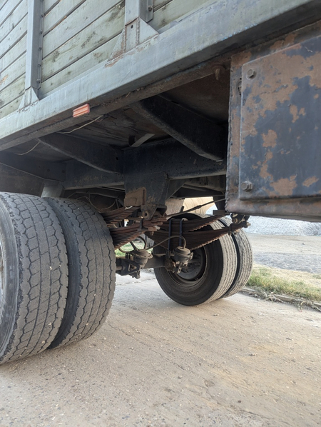 Kamaz prisib sotiladi srochna