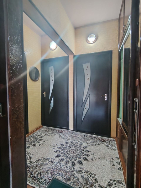 Метро Тинчлик, 3)7)9, улучшенная планировка, 84м2, 3 балкона