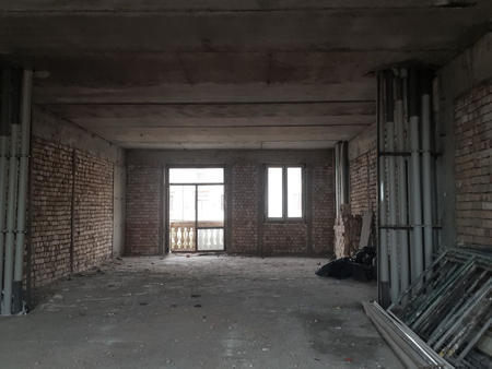 Poytaxt Gavhari Продается 3 комнатная коробка Ц-2 Минор метро