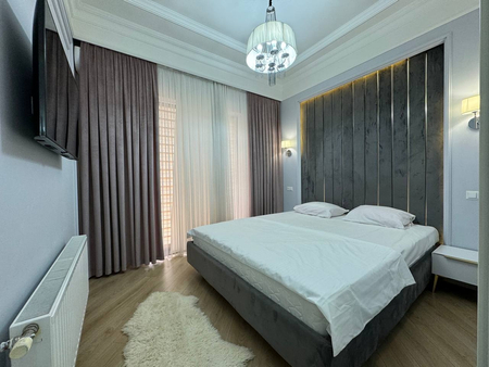 Посуточно квартиру Тошкент СИТИ   GARDENS YEVRA LUKS 3 X