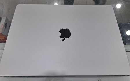 Macbook M2 pro chip 16/1, 16\\\