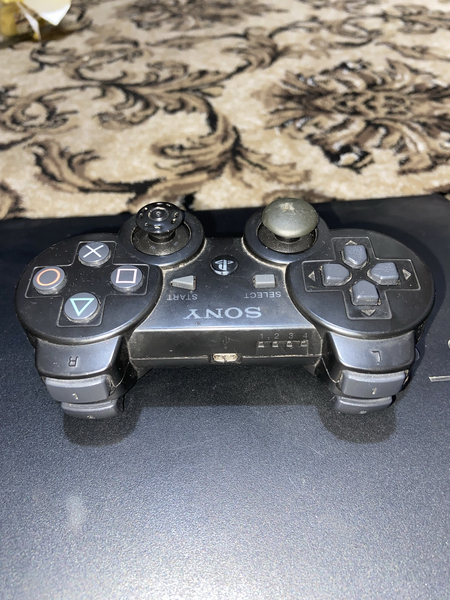 Playstation 3 sotiladi !