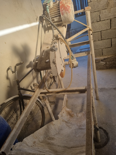 Granit va mramr. Kesadigan. Stanok.