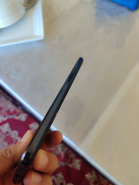 Vivo v21 8+4/128