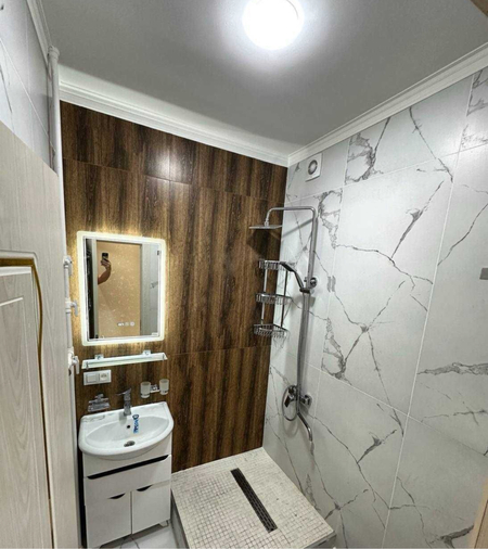 Феруза Продается квартира 2/2/4 балкон 1.5х3 можно под ипотеку