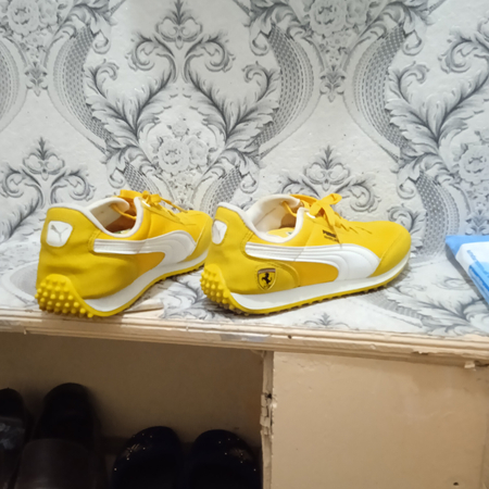Puma orginal  jenski oyoq kiyim.