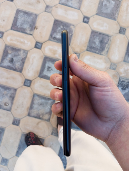 Продается Redmi 8A б/у в хорошем состоянии