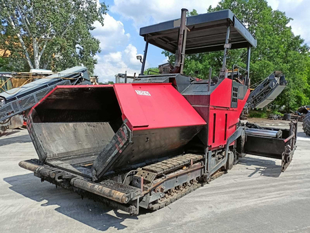 Асфальтоукладчик VOLVO ABG TITAN 5820