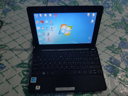 Asus Netbook, 160 gigabayt xotira, sostoyaniyasi yaxshi