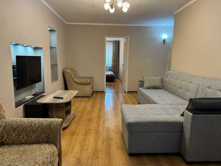 ул.Новомосковская 15 Гор.Больница 2-комнатная 2/5 60 м²  ремонт