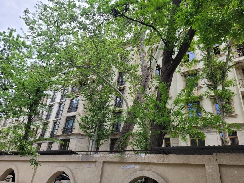 Новостройка. 4/3/6. Новомосковская. Аккурган. 136 м². Стадион Старт.