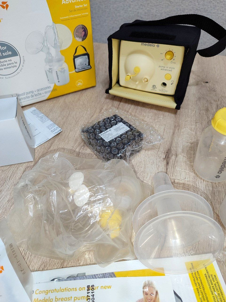 Молокоотсос электрический Medela двойной