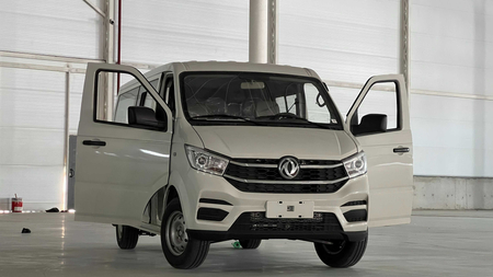 DONGFENG M08 маҳаллий линиялар учун  9 ва 11 ўриндиқли минивен