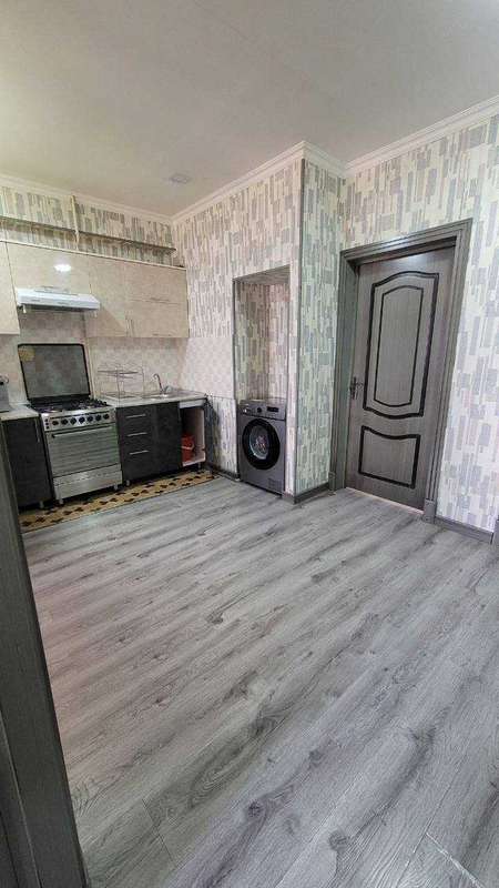 V4362 3/8/9  Ц5 Ор.р: маг.Dafna 70м2 Средний ремонт