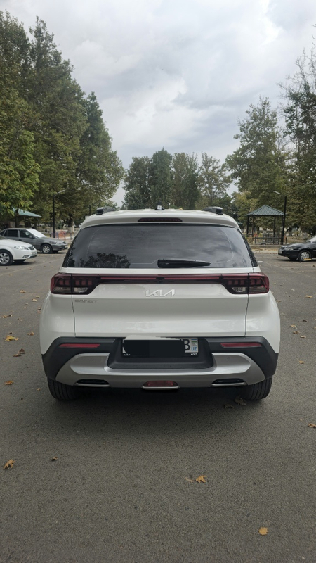 Kia Sonet 3 pozitaiya