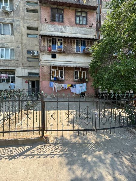 Срочно продам 3-х комнатные квартиру Алмалык
