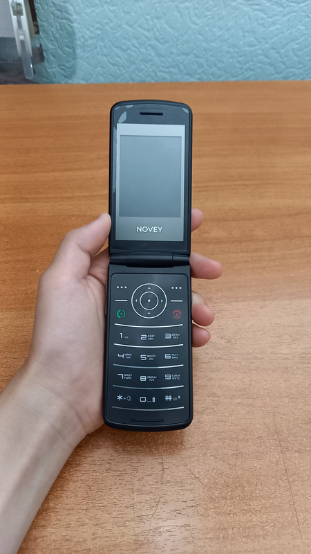 Novey Z1 telefoni