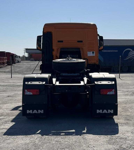 Седельный тягач MAN TGS 26.400 6x4 BL SA ADR Euro 2