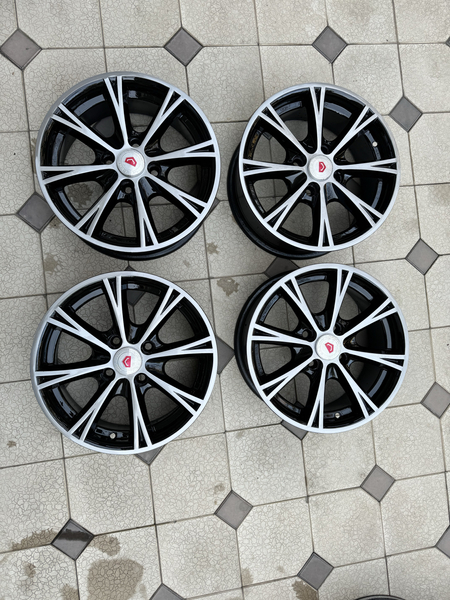 R14 Vossen Диска.